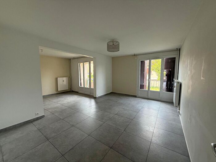 Appartement à louer - Bourg-lès-Valence, Bourg Ouest - 5 pièces - 3 chambres
