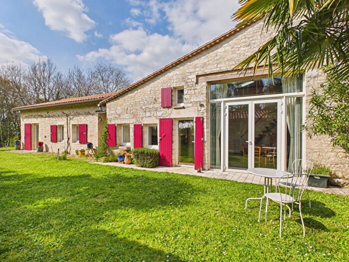 Maison à vendre - Saint-Front - 5 pièces - 3 chambres