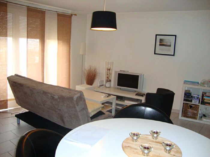 Oyonnax, Belmont : Appartement 2 pièces à louer