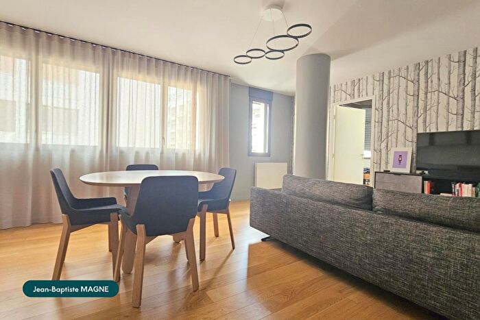 Appartement à vendre - Clermont-Ferrand, Vallières, Sallins, Poncillon - 3 pièces - 1 chambre