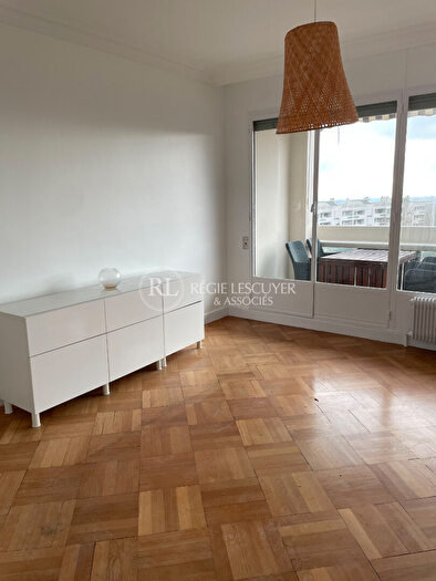 Appartement à louer - Caluire-et-Cuire, Montessuy - 3 pièces - 2 chambres