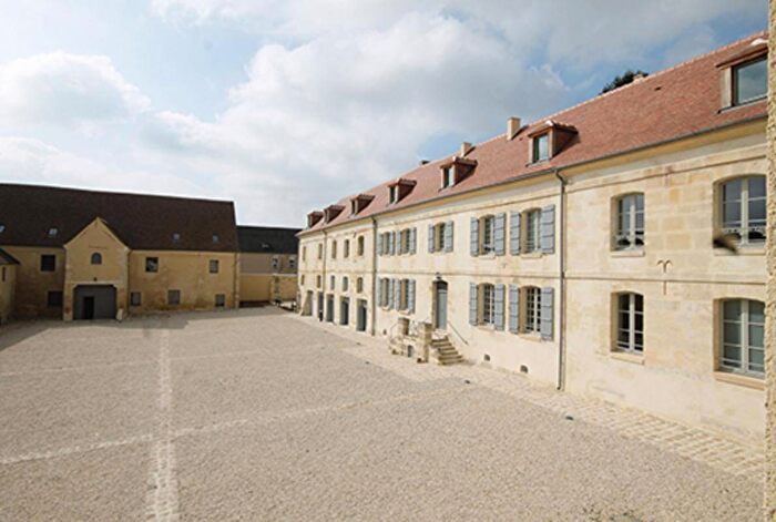 Appartement à louer - Sud et Est, Louvres - 4 pièces - 3 chambres