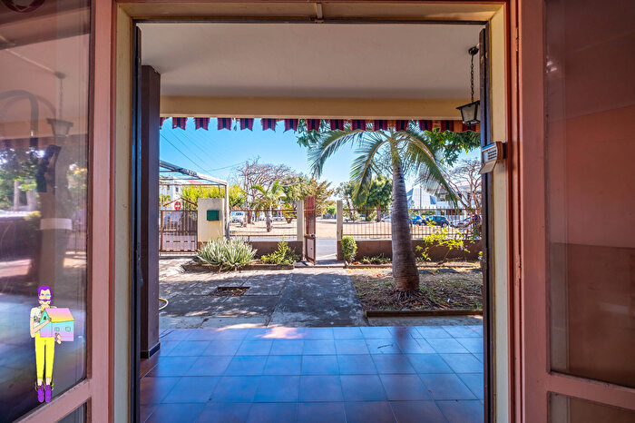 Maison à vendre - Saint-Denis, Vauban - 5 pièces - 4 chambres