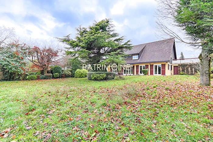 Maison à vendre - Chavenay - 9 pièces - 5 chambres