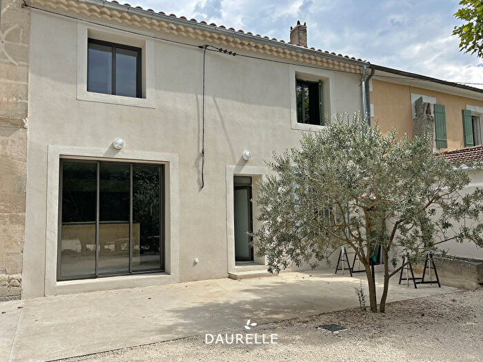 Maison 5 pièces à louer à Châteaurenard, Jentelin, Route d'Avignon, Confignes