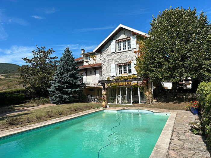 Maison à vendre - Pollionnay - 7 pièces - 4 chambres