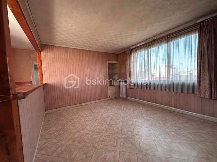 Appartement à vendre - Noisy-le-Sec, Centre-ville, Gare - 3 pièces - 1 chambre