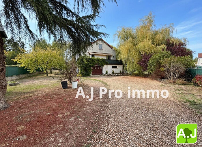 Maison 5 pièces à Anet, à vendre