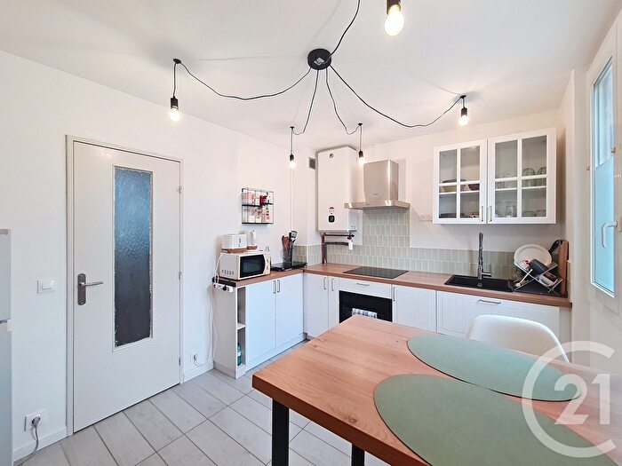 Appartement à vendre - Arles, Griffeuille - 2 pièces - 1 chambre