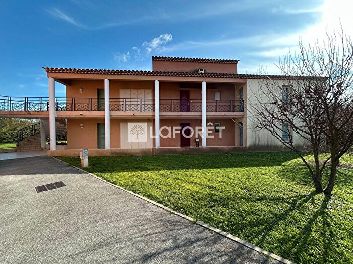 Appartement à louer - Ecarts, Roquebrune-sur-Argens - 2 pièces - 1 chambre