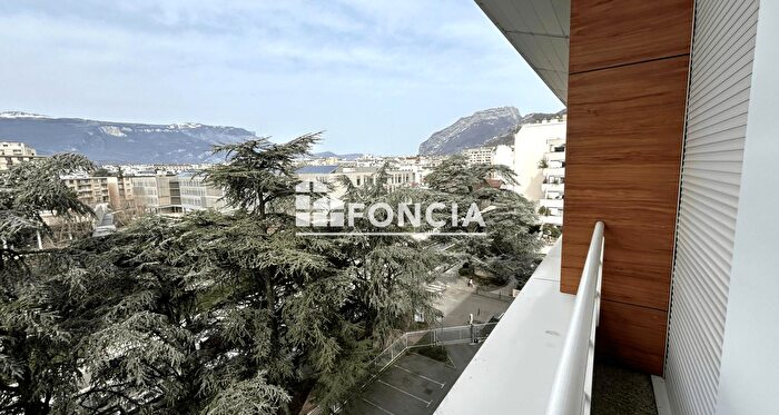 Appartement à vendre - Grenoble, La Capuche, Grands Boulevards - 2 pièces - 1 chambre