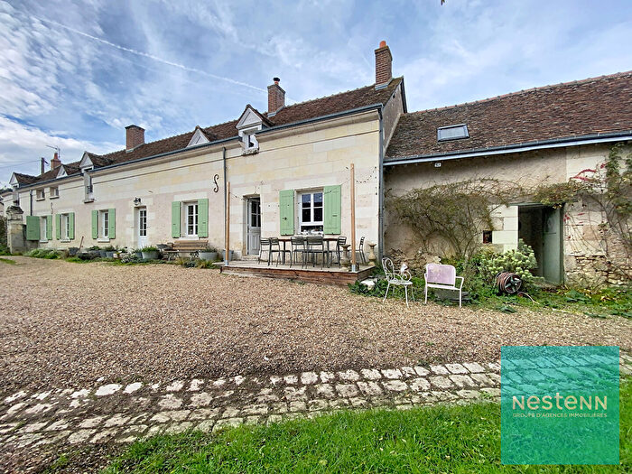 Maison à vendre - Vallières-les-Grandes - 8 pièces - 5 chambres