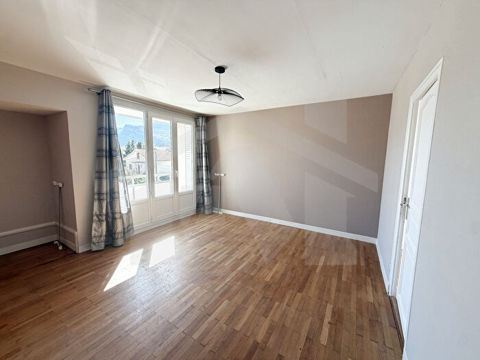 Appartement 4 pièces à louer à Le Pont-de-Claix, Villancourt