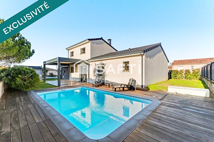 Maison à vendre - Pechbonnieu - 5 pièces - 3 chambres