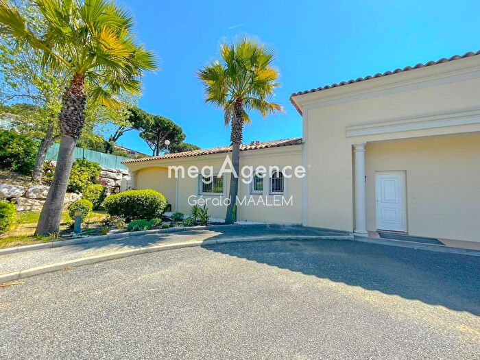 Maison 4 pièces à vendre à Sainte-Maxime, Centre-ville, Pléiades