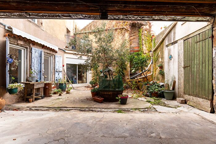 Maison à vendre - Paulhan - 8 pièces - 5 chambres