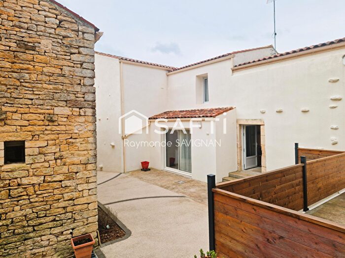 Chaillé-les-Marais - Maison 5 pièces à vendre