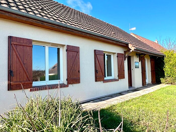 Maison à vendre - Saint-Hilaire-la-Gravelle - 4 pièces - 3 chambres