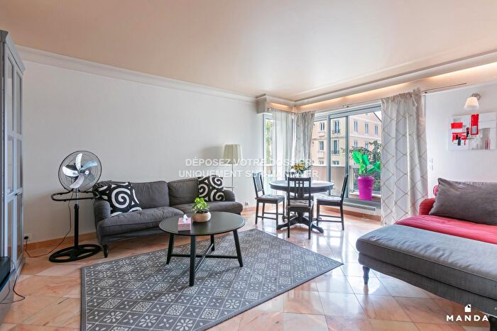 Appartement 4 pièces à Neuilly-sur-Seine, Parc de Neuilly, à louer