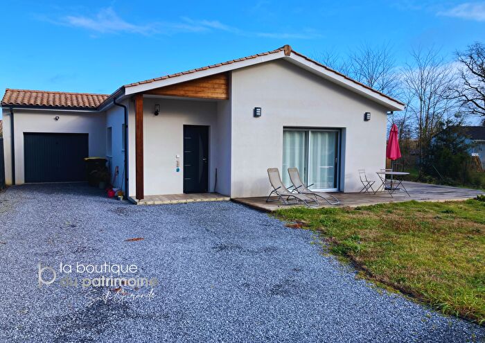 Maison à vendre - Roaillan - 5 pièces - 4 chambres