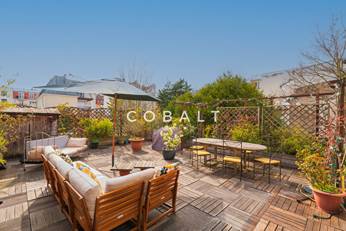 Appartement à vendre - Suresnes, Plateau Ouest - 4 pièces - 3 chambres