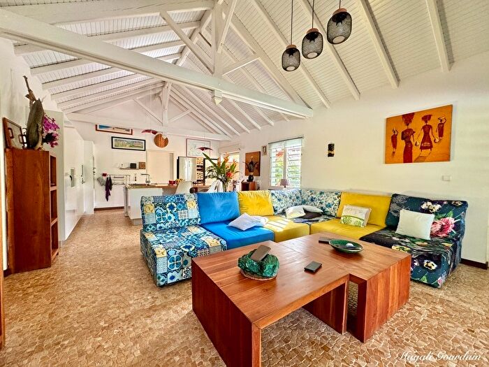 Maison à vendre - Saint-François - 8 pièces - 5 chambres