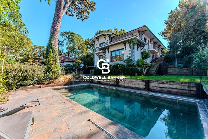 Maison à vendre - Arcachon, Pereire - 12 pièces - 6 chambres