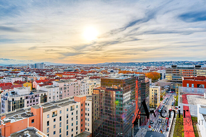 Appartement à vendre - Lyon e , Voltaire, Part Dieu - 3 pièces - 1 chambre