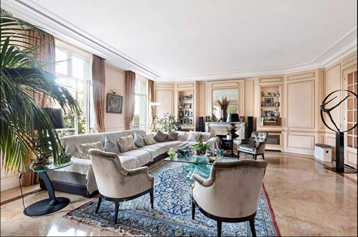 Paris 16ème arrondissement - Appartement 6 pièces à louer
