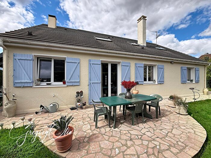 Maison 8 pièces à Épron, à vendre