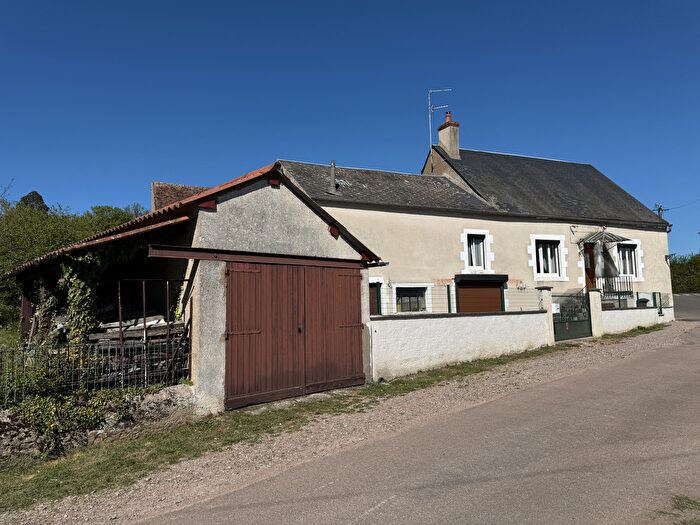 Monceaux-le-Comte - Maison 5 pièces à vendre