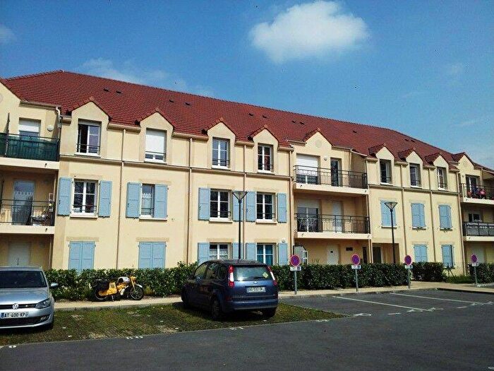 Appartement 2 pièces à Le Parterre, Dourdan, à louer