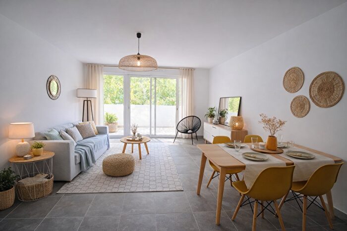 Appartement à vendre - Clermont-lHérault - 3 pièces - 2 chambres