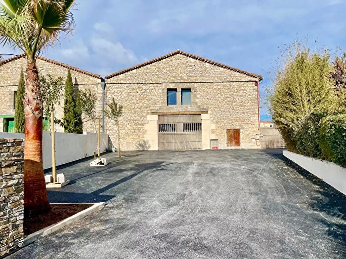 Maisons à vendre et appartements à louer - 1