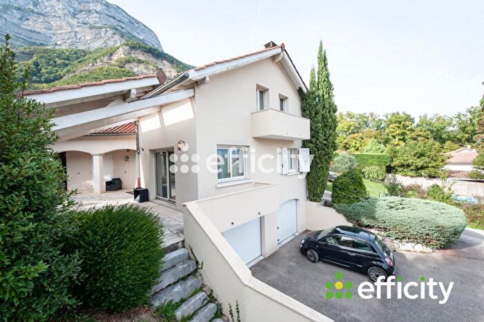 Maison à vendre - Saint-Paul-de-Varces - 5 pièces - 4 chambres