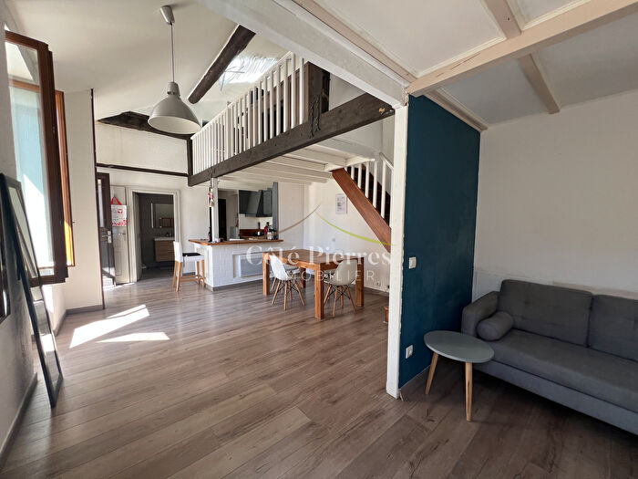 Nîmes, Placette : Appartement 3 pièces à louer