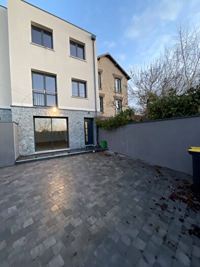 Maison à louer - Mériel - 5 pièces - 3 chambres