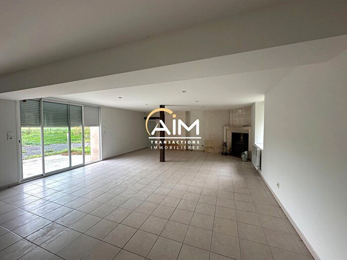 Maison à vendre - Loché-sur-Indrois - 3 pièces - 2 chambres