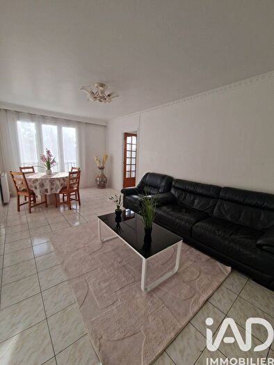 Appartement à louer - Bourgogne, Les Ulis - 4 pièces - 3 chambres