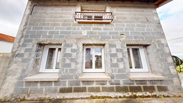 Maison 5 pièces à Le Mayet-décole, à vendre