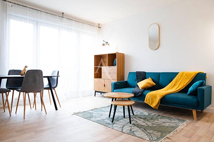 Appartement à louer - Beaumont-Vauquois, Orléans - 3 pièces - 2 chambres