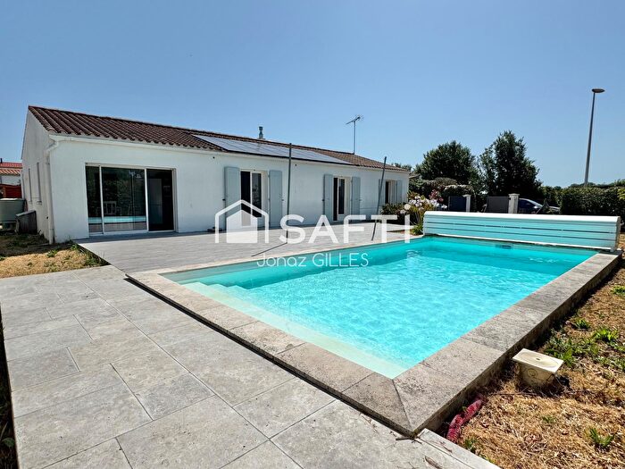 Maison à vendre - Saint-Pierre-dOléron - 6 pièces - 4 chambres