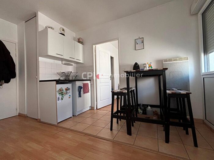 Appartement à louer - Quartiers Ouest, Moulin du Comte - 2 pièces - 1 chambre