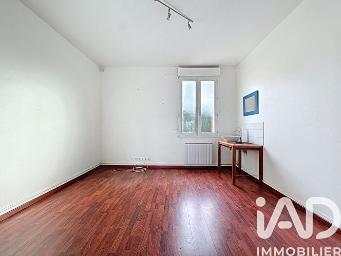 Maison à vendre - La Saussaye - 8 pièces - 2 chambres