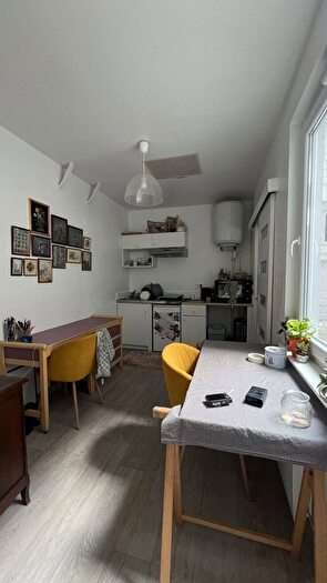Appartement 1 pièce à Wazemmes, Lille, à louer