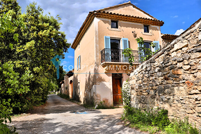 Saint-Saturnin-lès-Apt : Maison 4 pièces à vendre