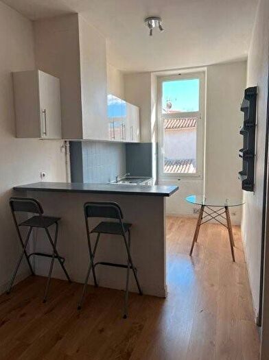 Appartement à louer - Marseille ème arrondissement - 2 pièces - 1 chambre