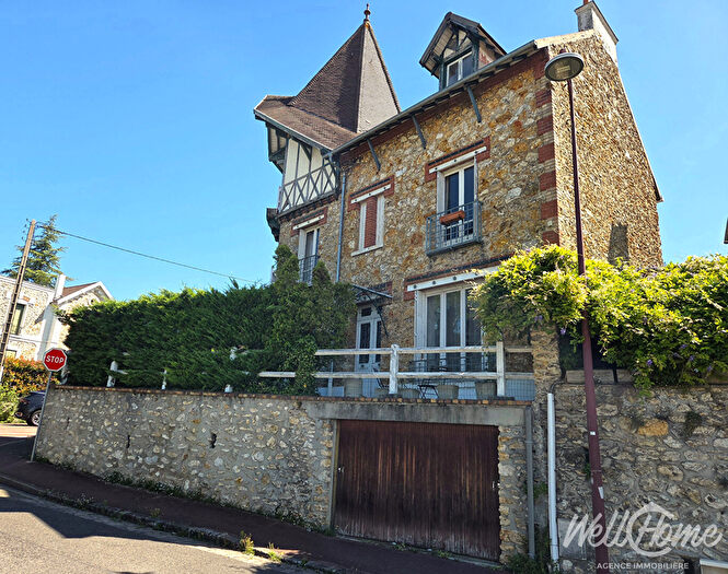 Maison 7 pièces à vendre à Triel-sur-Seine