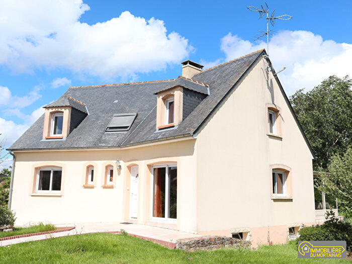 Maison 6 pièces à Saint-Georges-de-Rouelley, à vendre