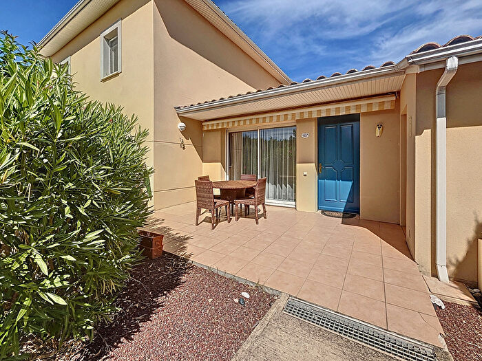 Maison à vendre - Jonquières-Saint-Vincent - 4 pièces - 3 chambres